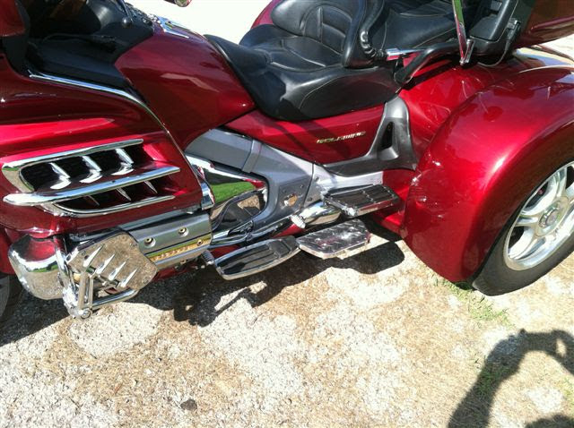DK Custom Trike Mid-Step For Easy Mount & Dismount Harley & More Conversion